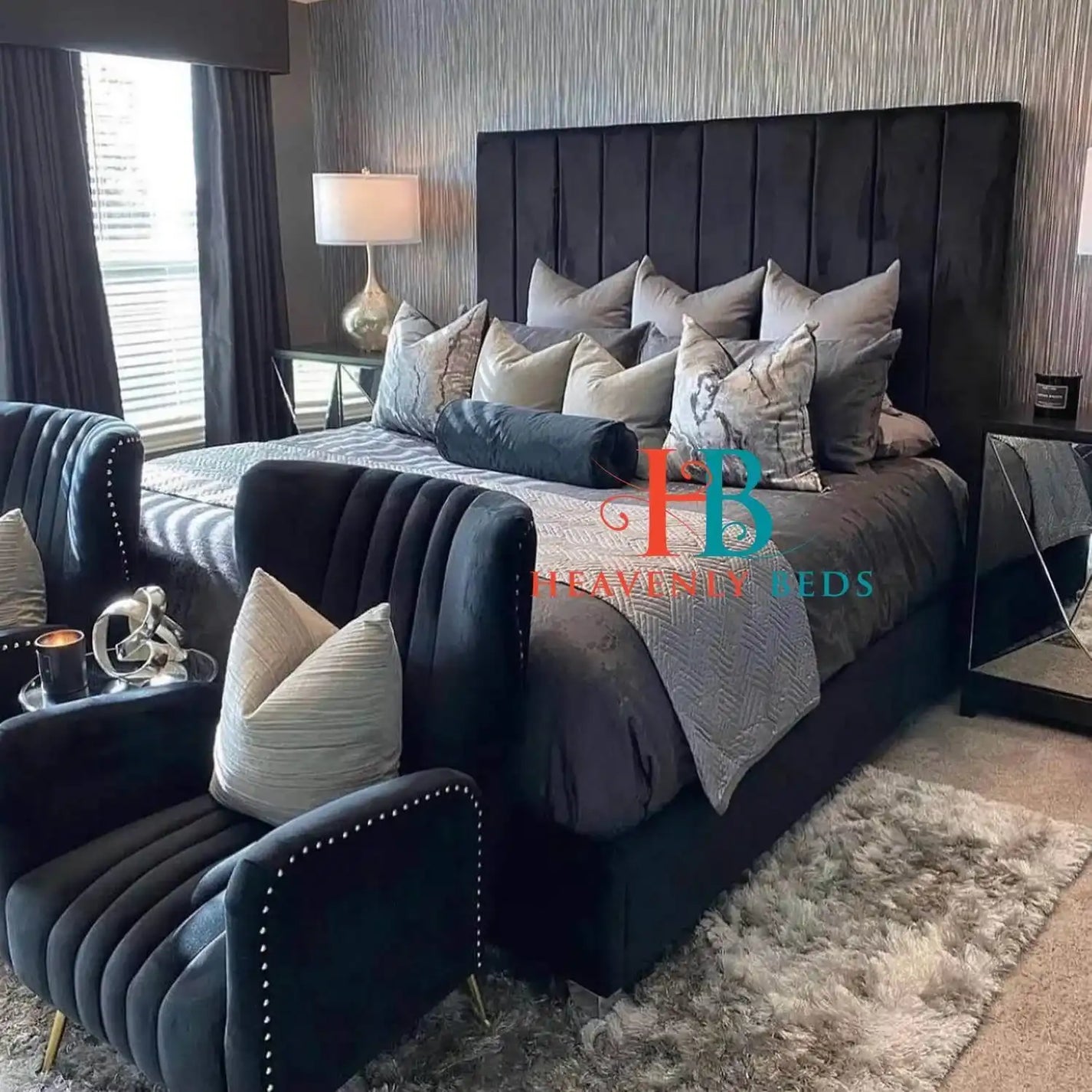 Isabella Midnight Black Plush Bed Frame - 5ft Kingsize Divan Drawers ...